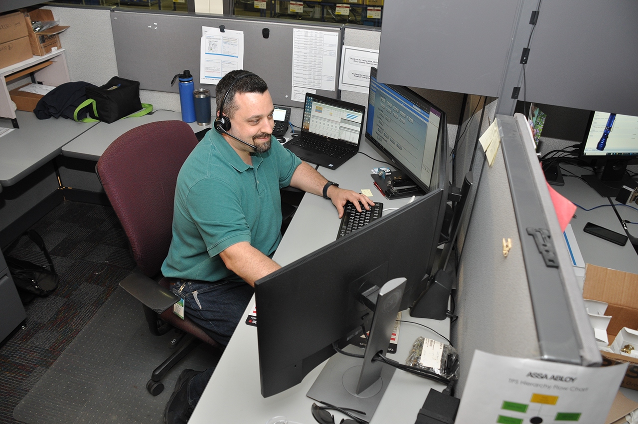 Contact Us | Corbin Russwin